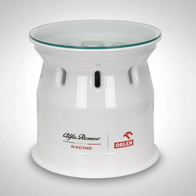 Timeless Charm with Classic Alfa Romeo 2021 Front Wheel Rim Table ...